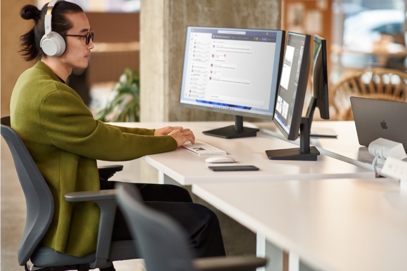 Simplify User Adoption with the Power of Custom Help Panes in Microsoft ...